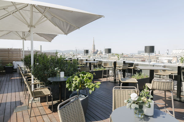 Project Ritz Carlton Rooftop Bar – conmoto-shop